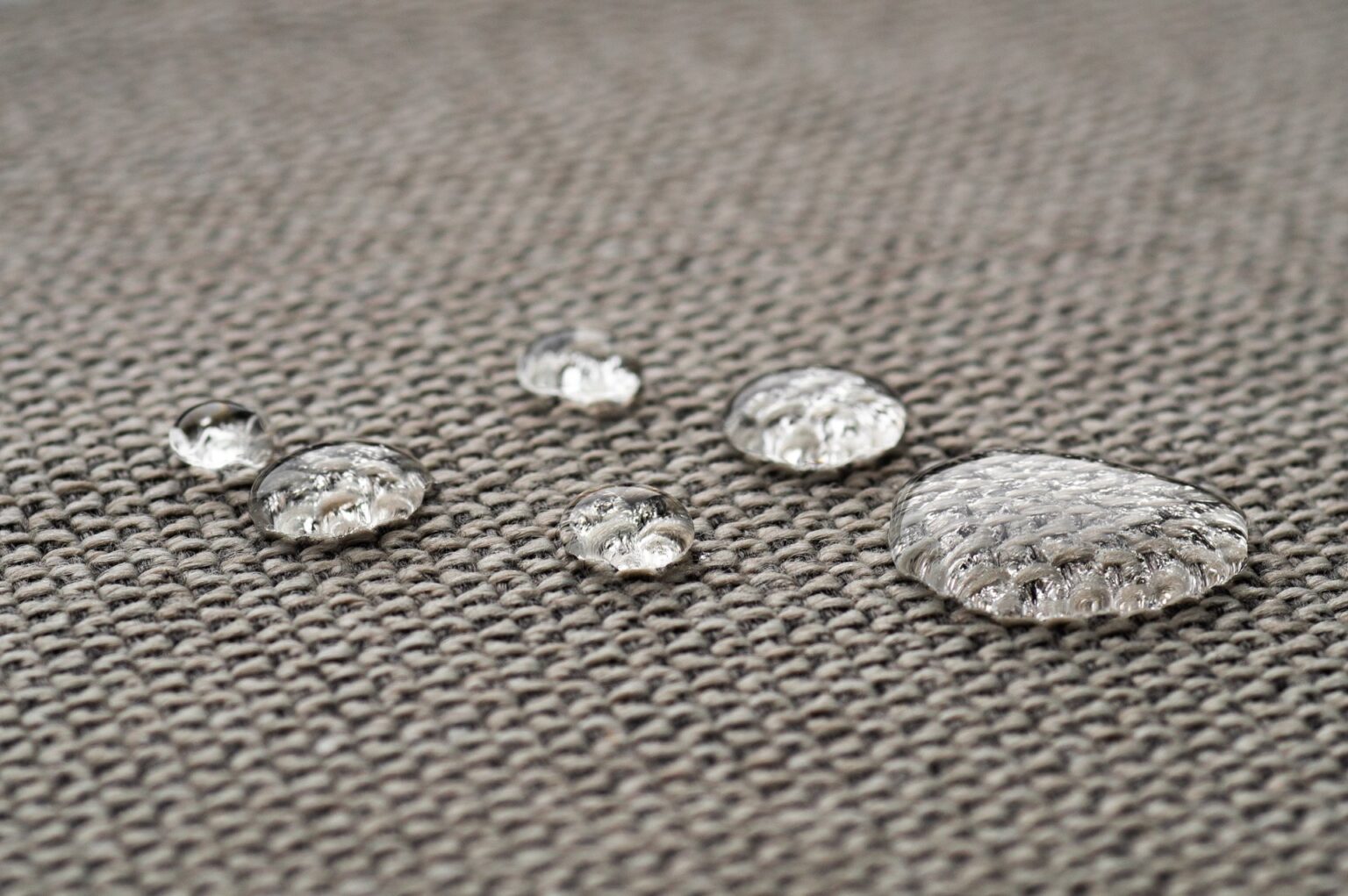 Best Water Extraction Methods for Carpet - Steam Commander